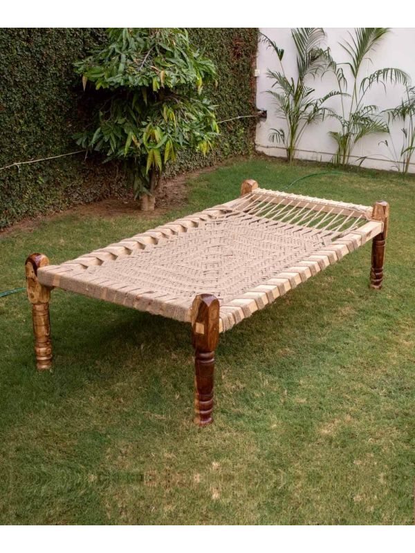 Woven Indian charpoy bench | Buy jute charpoy online | Kalpané