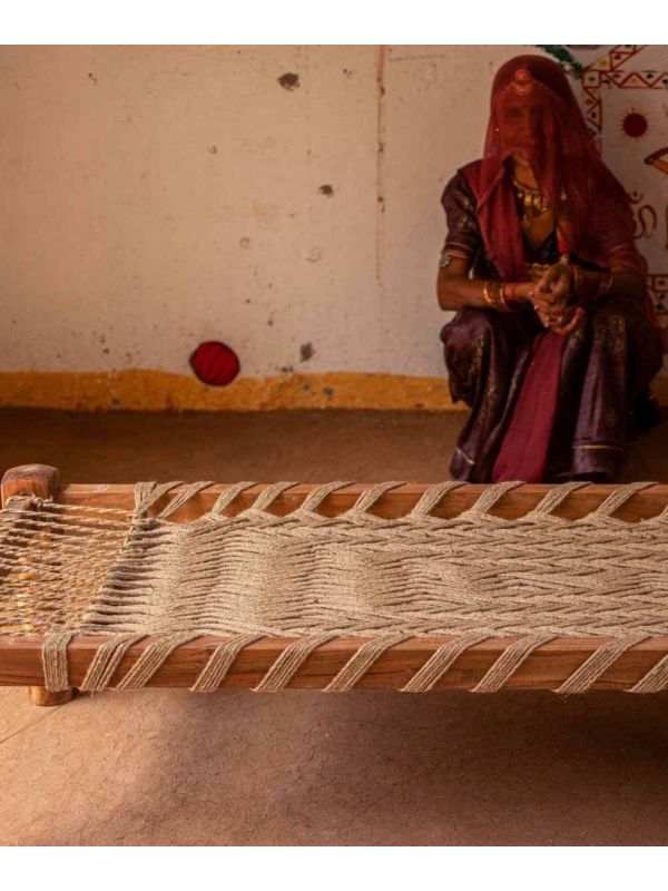 Woven Indian charpoy bench | Buy jute charpoy online | Kalpané